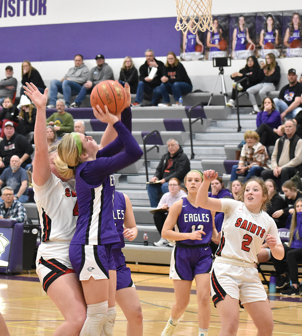 Eagles soar back to down Saints | News, Sports, Jobs - The Journal